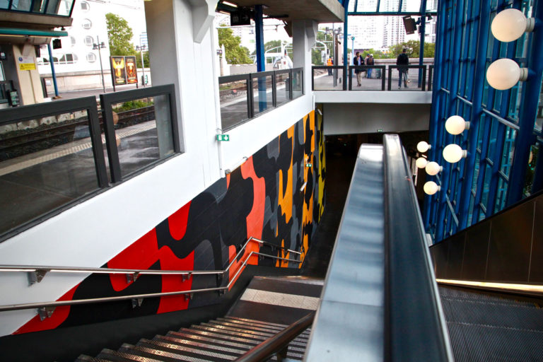 RER C - Avenue du Président Kennedy - Quai 36, Production d'art urbain