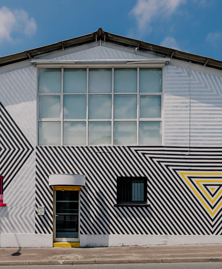 LX One - Quai 36, Production d'art urbain